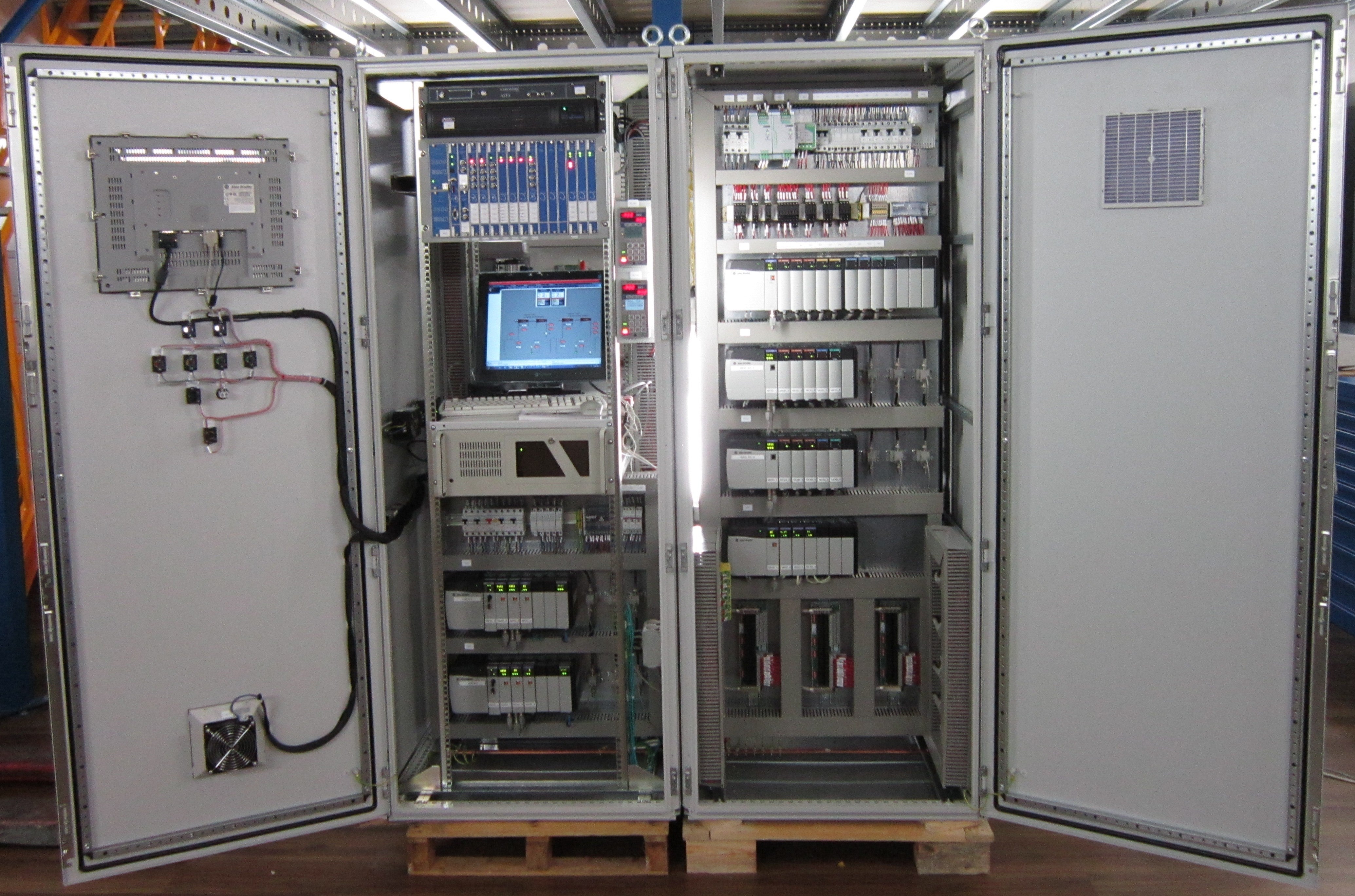 Actualización de sistemas PLC heredados: una guía de modernización paso ...